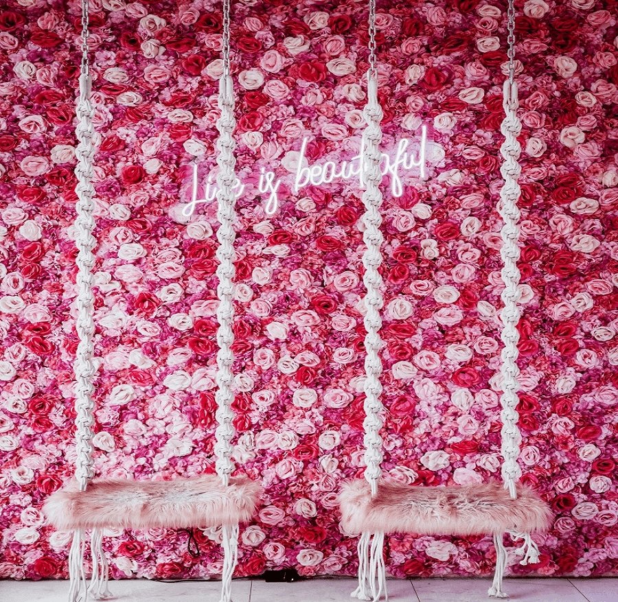 How Flower Walls Can Bring a Sense of Surreal to Any Space? - Designer ...
